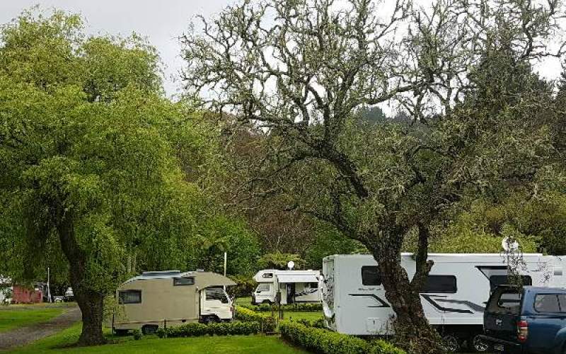 Awakeri Hot Springs Holiday Park | Full Service Camp | New Zealand